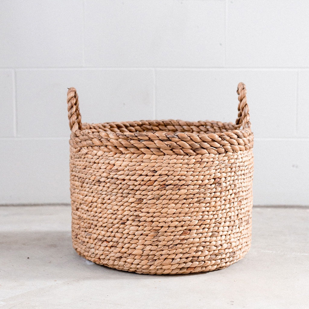Round Basket with Handle / Natural – Corso Merivale